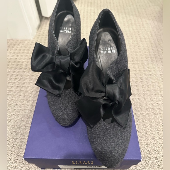 Shoes | Stuart Weitzman Grey Flannel With Black Silk Bow | Poshmark